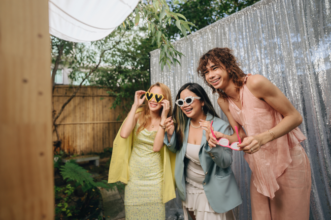 Wedding Booth Rentals - Supreme Selfie Photo Booth Rentals